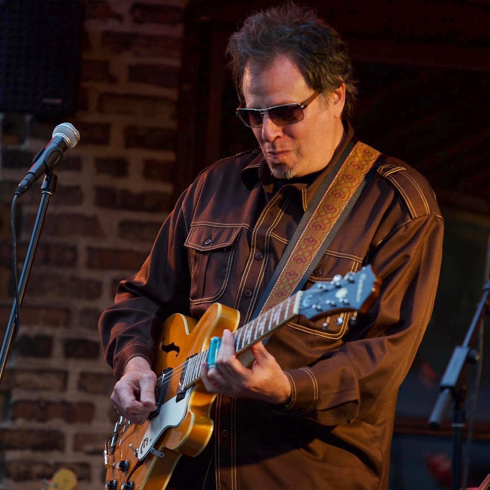 Free Blues Friday featuring Dave Specter - Epiphany Center for the Arts